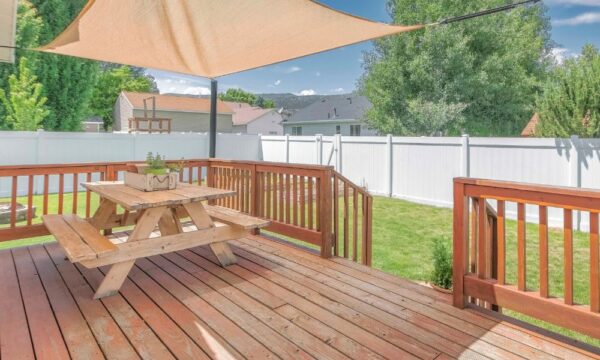 The 4 Best Ways To Create Shade on Your Deck